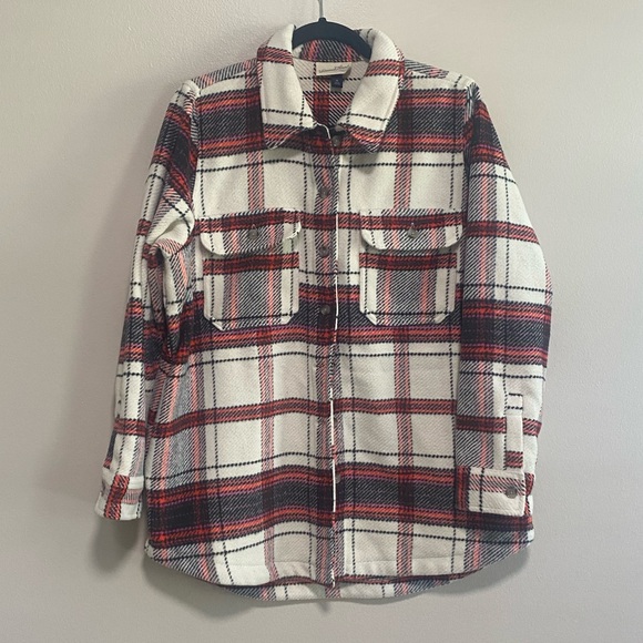 Universal Thread | Sweaters | Universal Thread Boyfriend Plaid Shacket ...